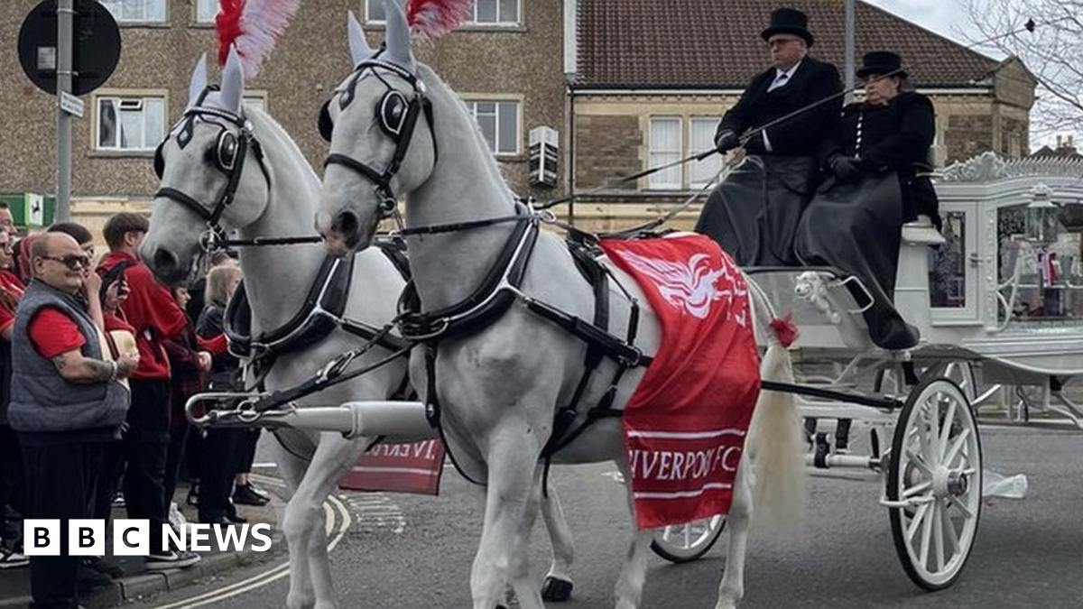 Mason Rist: Funeral held for teenage stabbing victim - BBC News