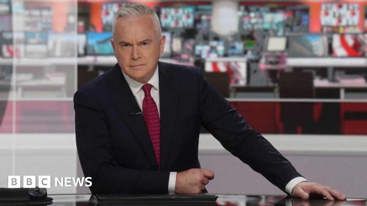 Huw Edwards: BBC to resume inquiry and Sun faces questions - BBC News