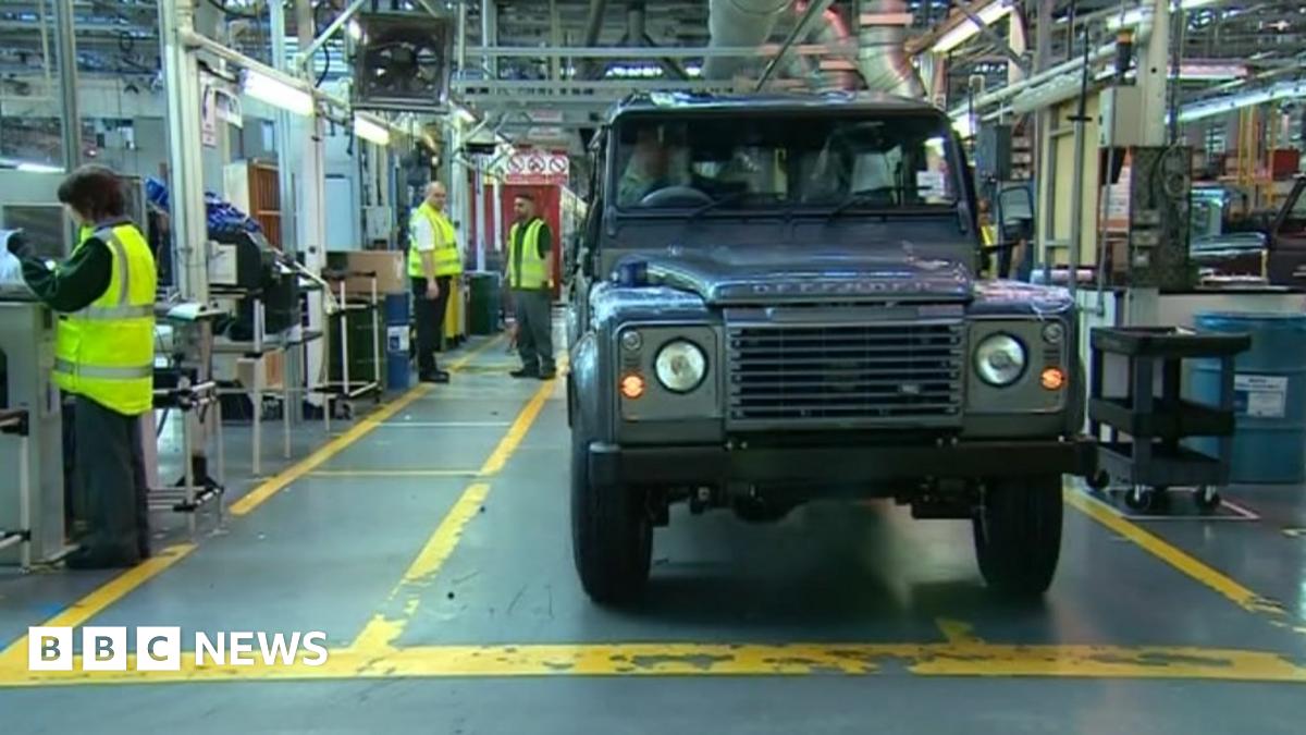 Land Rover Defender Solihull production ends - BBC News