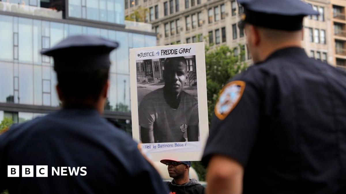 US police react to shootings: 'We are not punching bags' - BBC News