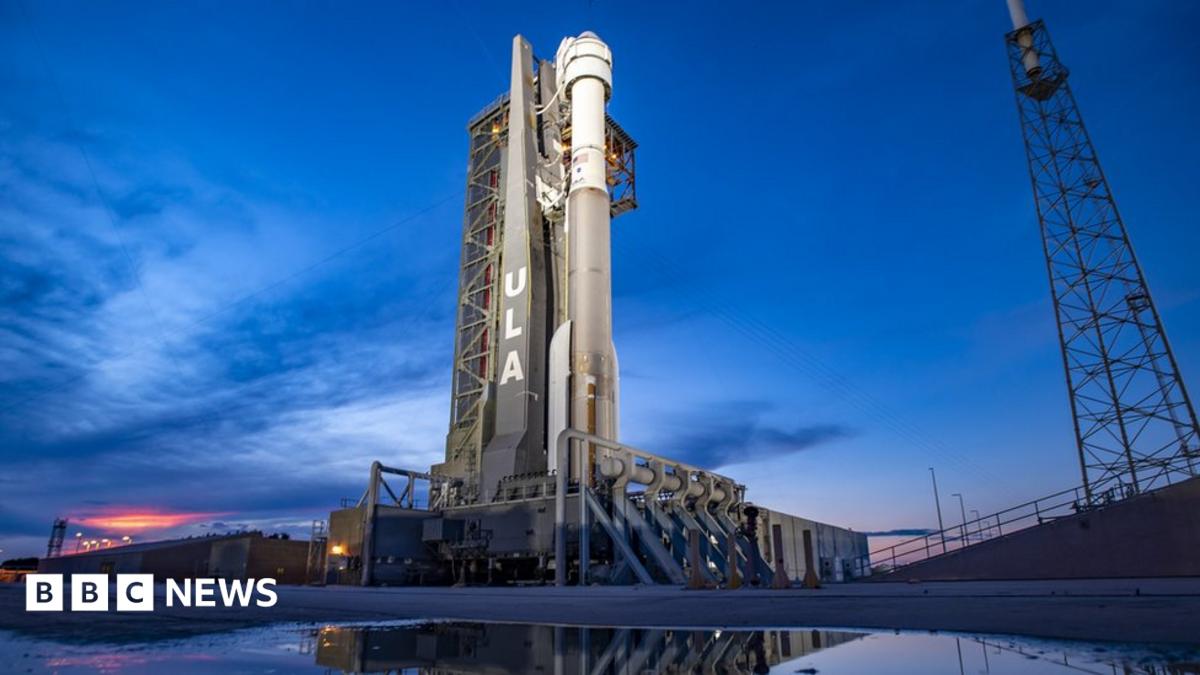 Boeing delays rerun of Starliner space capsule test - BBC News