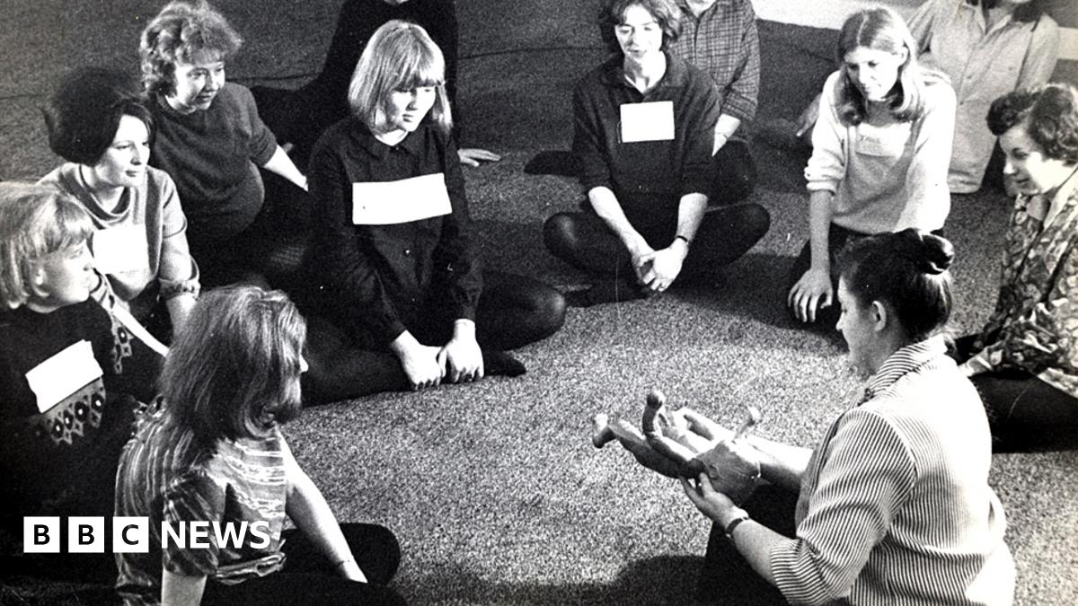 NCT: The National Childbirth Trust's 60 years of advice - BBC News