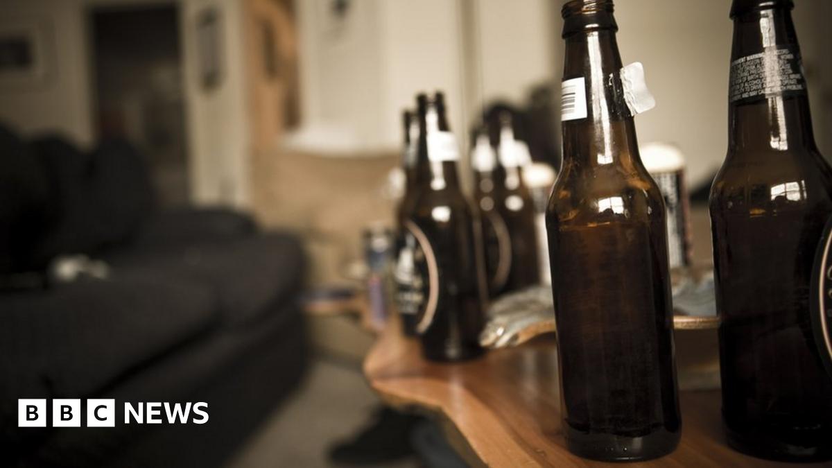 Drug and alcohol treatment sees rise in deaths in England - BBC News