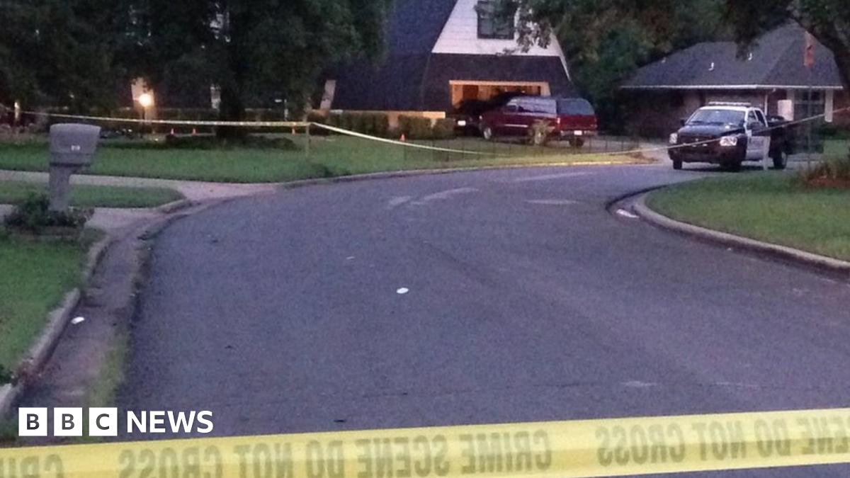 Oklahoma Murders Teens Suspected Of Stabbing Relatives Bbc News