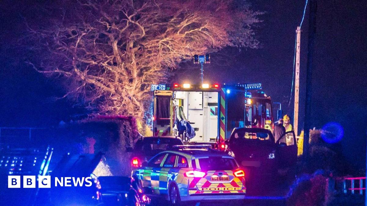Man killed in three-vehicle Armoy crash - BBC News