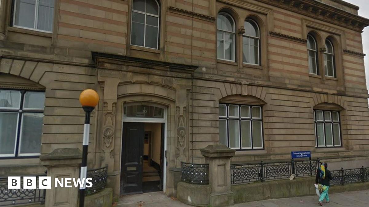 Sacked manager wins dismissal case but gets no payout - BBC News