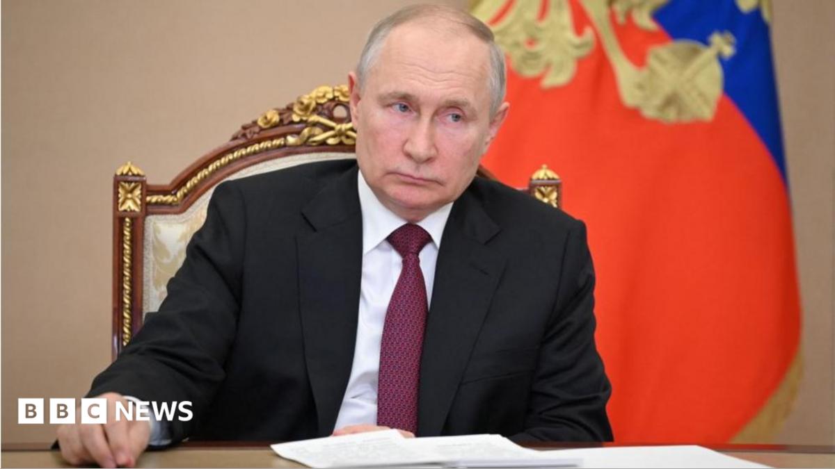 Putin may still seek revenge on Wagner boss – CIA chief - BBC News
