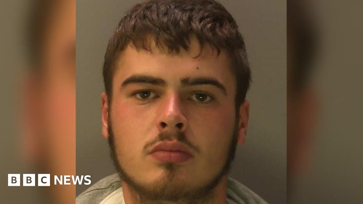 Eastbourne: Man detained for crashing into police officer - BBC News