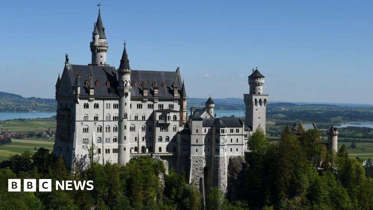 Neuschwanstein: Woman killed in attack near historic German castle ...