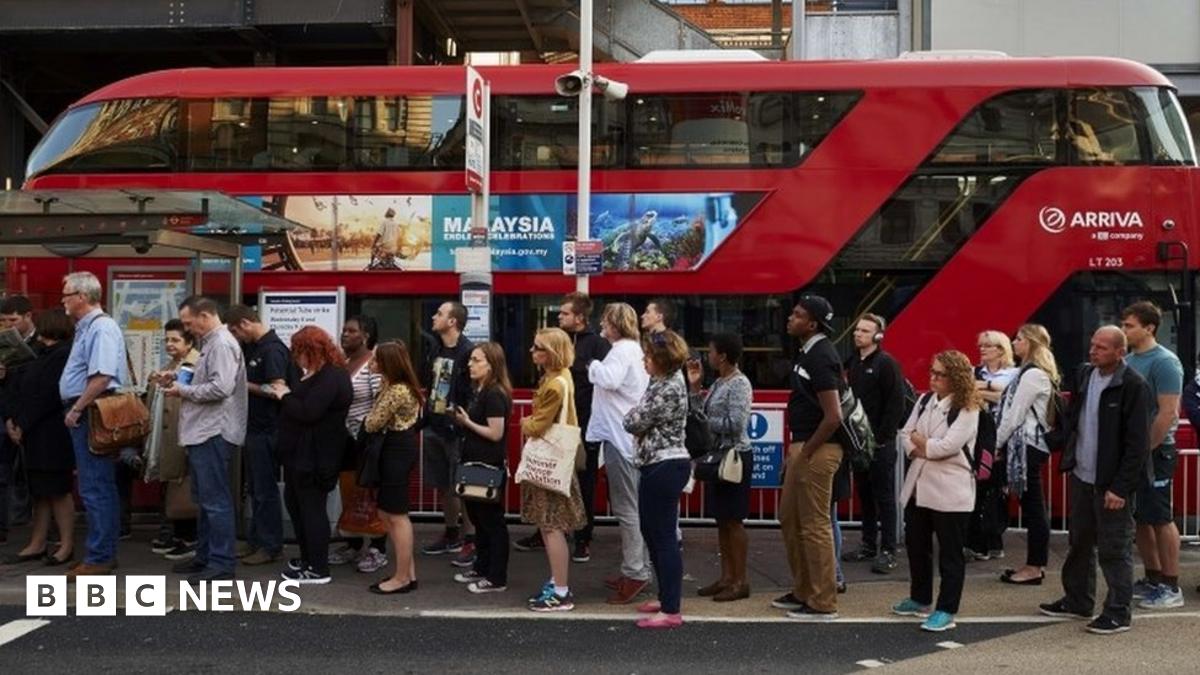 UK inflation rate rises for first time since November - BBC News