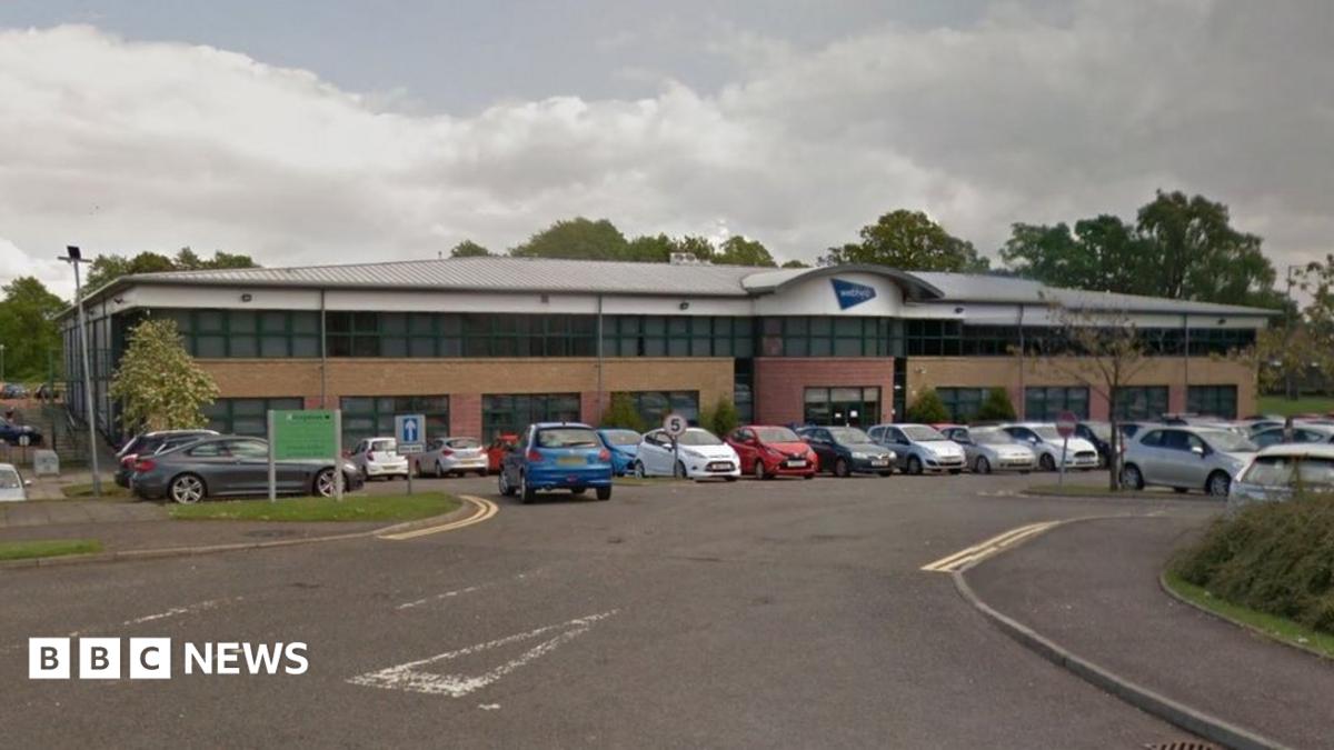 Jobs boost for call centre company - BBC News