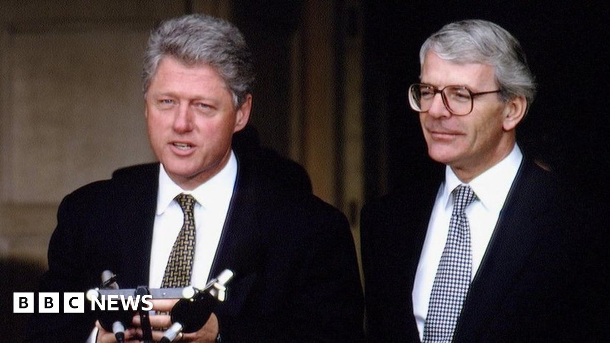 Secret Irish papers reveal scepticism on Troubles decommissioning - BBC ...