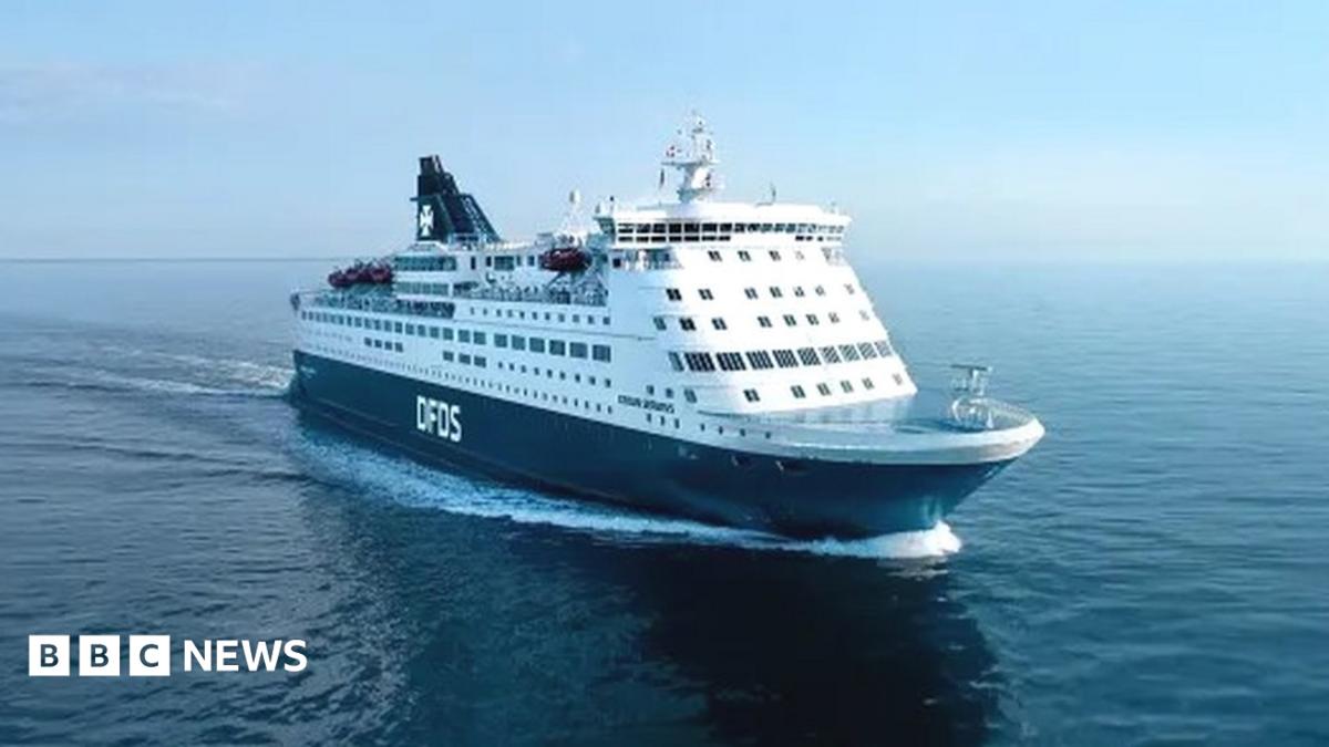 Plans for Rosyth-Zeebrugge ferry service unveiled - BBC News