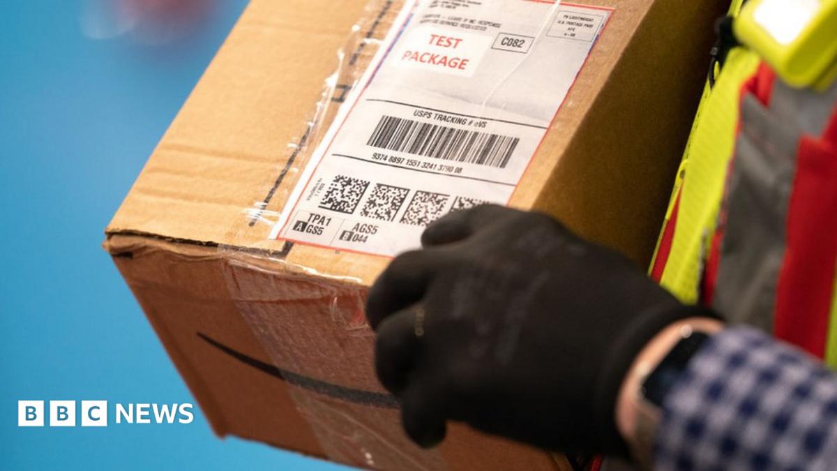 Bernie Sanders announces Amazon safety investigation - BBC News