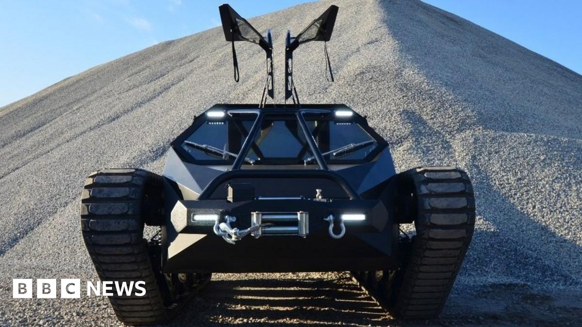 Is a personal tank the latest luxury must-have? - BBC News