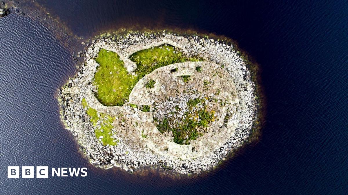 North Uist Iron Age site damage investigated by police - BBC News