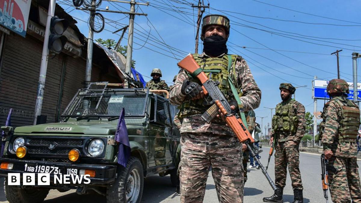 India will pursue Kashmir attackers to 'the ends of the earth', says PM Modi - BBC News