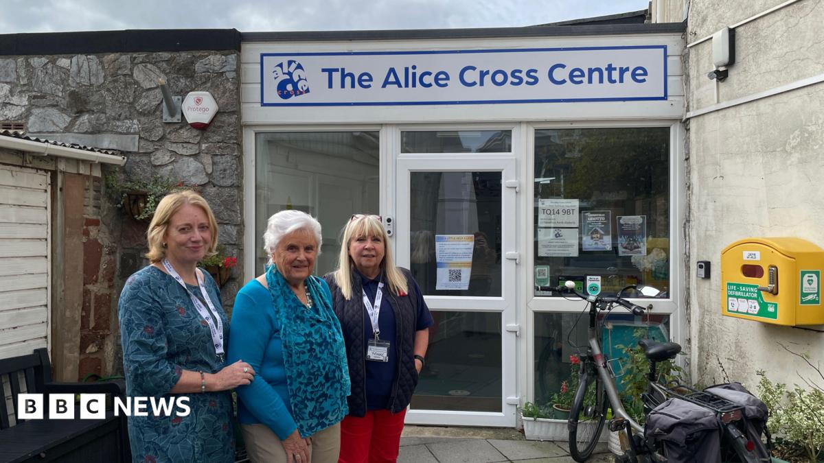 Teignmouth community hub fundraising to stay open as costs rise - BBC News