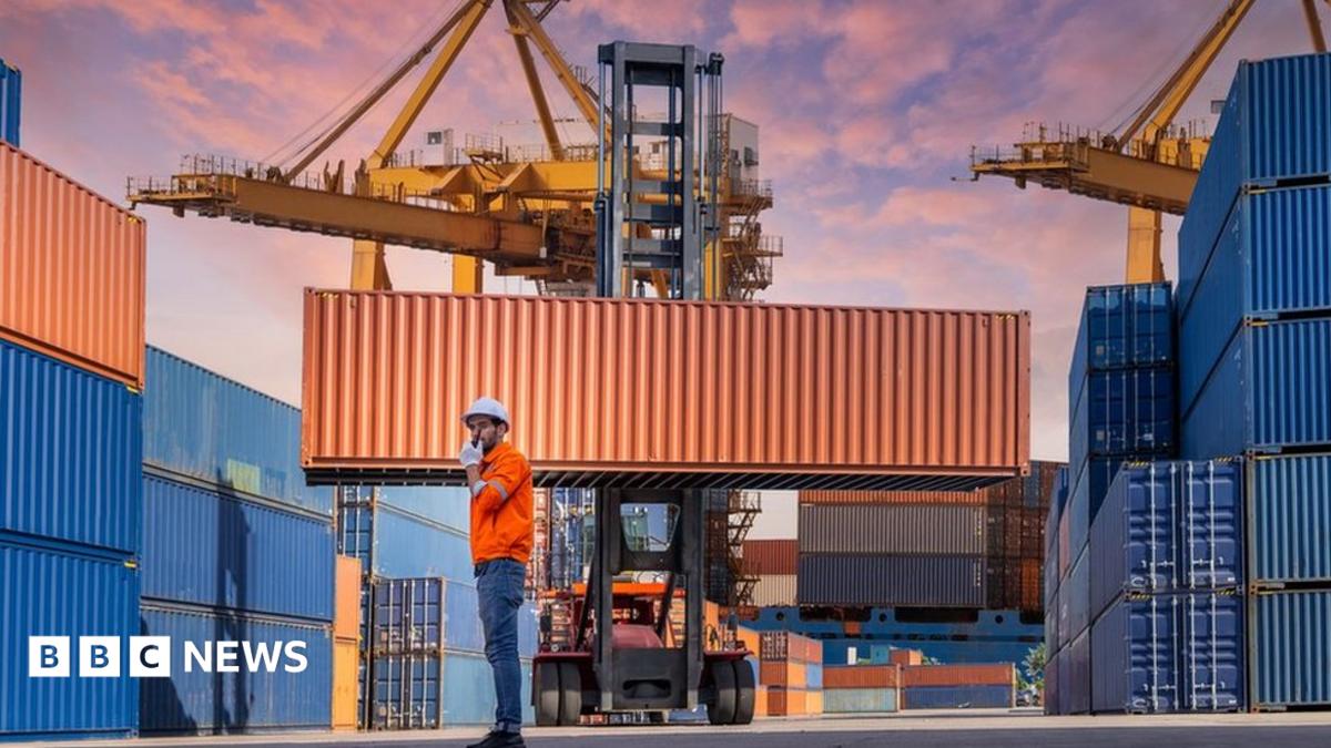 NI economy: Plans to attract 150 investors to conference - BBC News