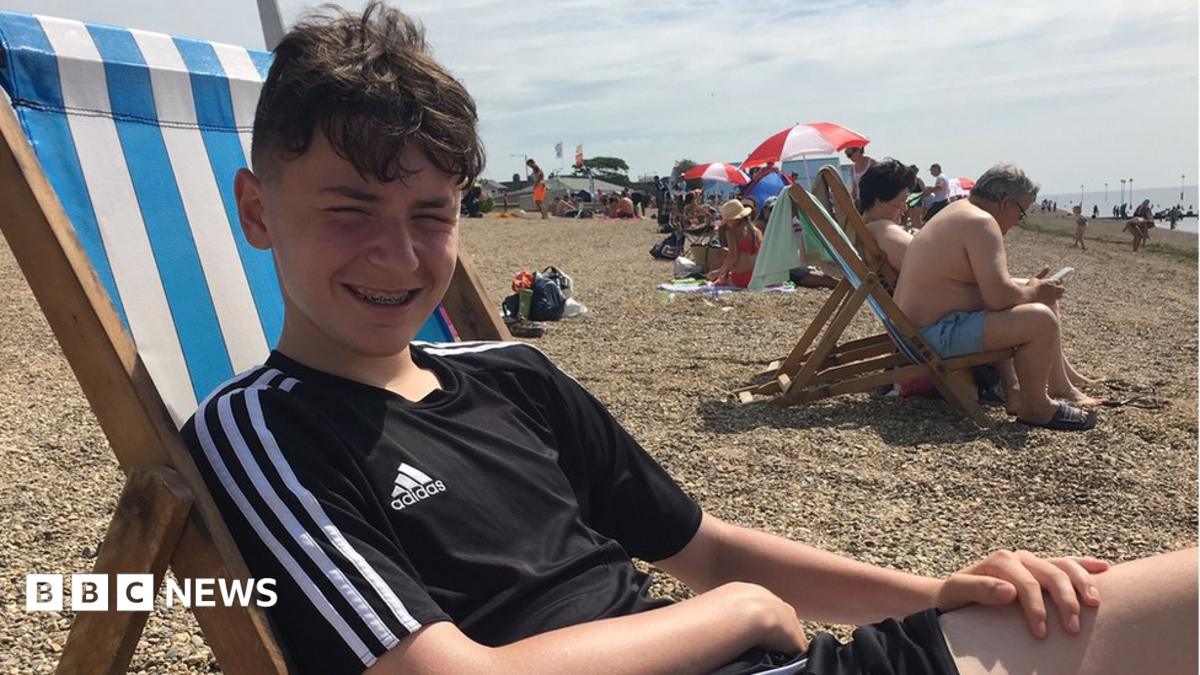Luca Campanaro death: Goalkeeper's father sends message to collision ...