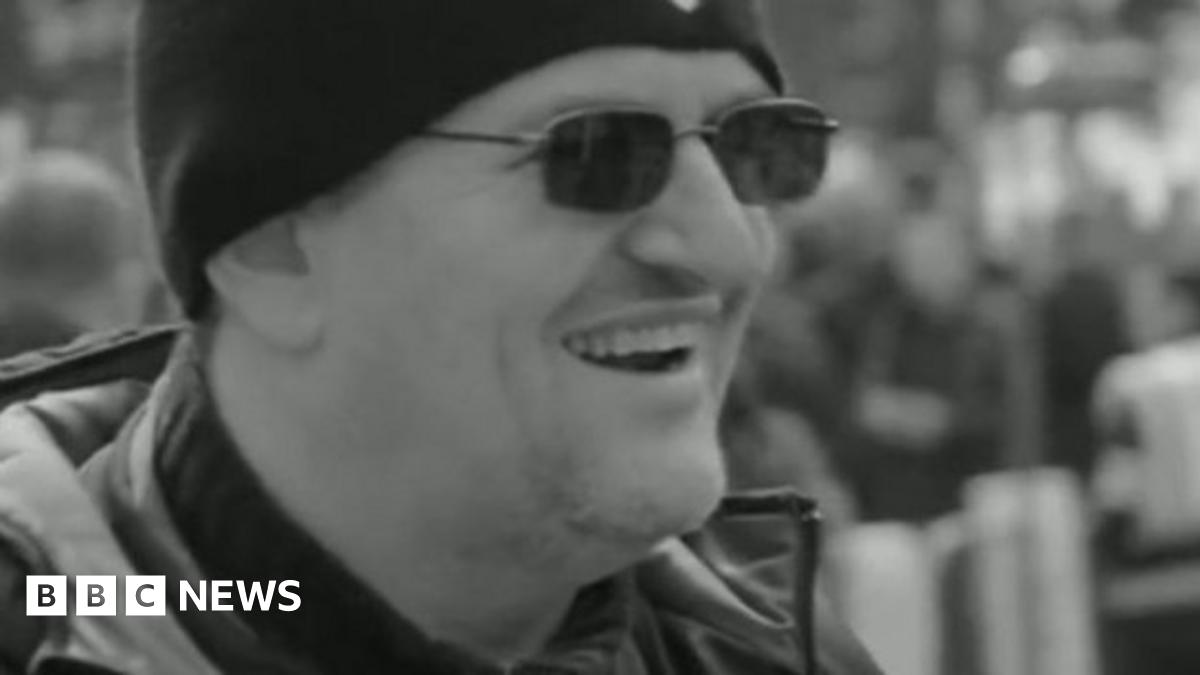 Tributes to AFC Bournemouth fan John 'Nonny' Garard - BBC News