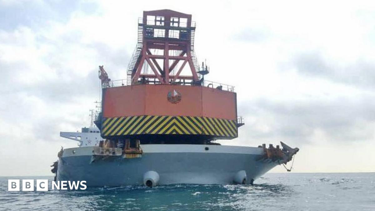 Malaysia detains Chinese ship suspected of looting British WW2 wrecks ...