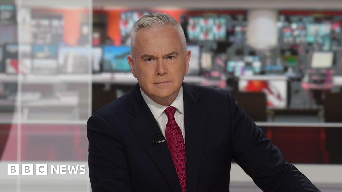 Explained: Huw Edwards and the media scandal gripping the UK - BBC News