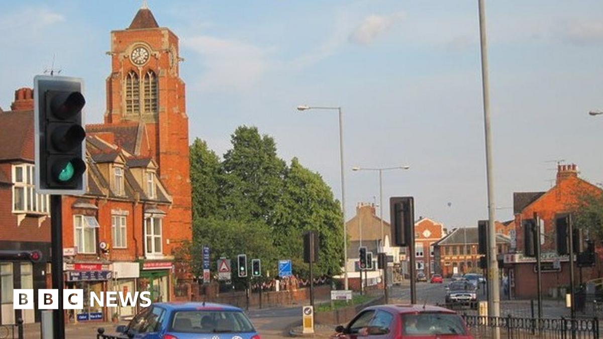 Bus driver sentenced over Northampton pedestrian death - BBC News