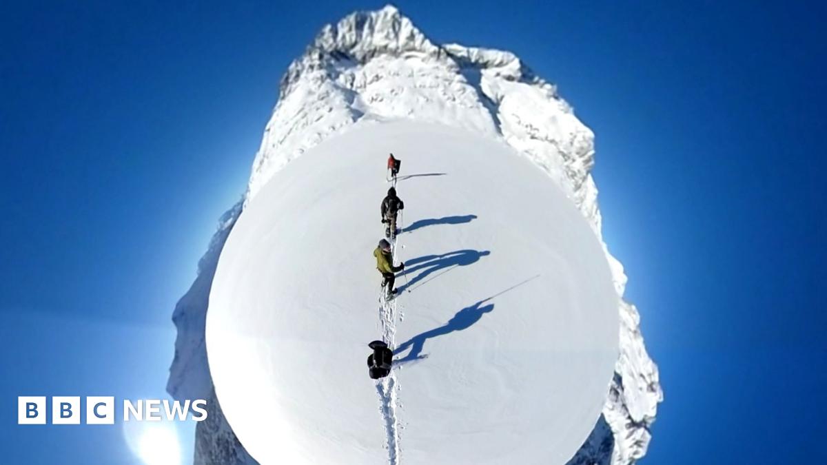 Click: How we made BBC's first fully 360-degree show - BBC News