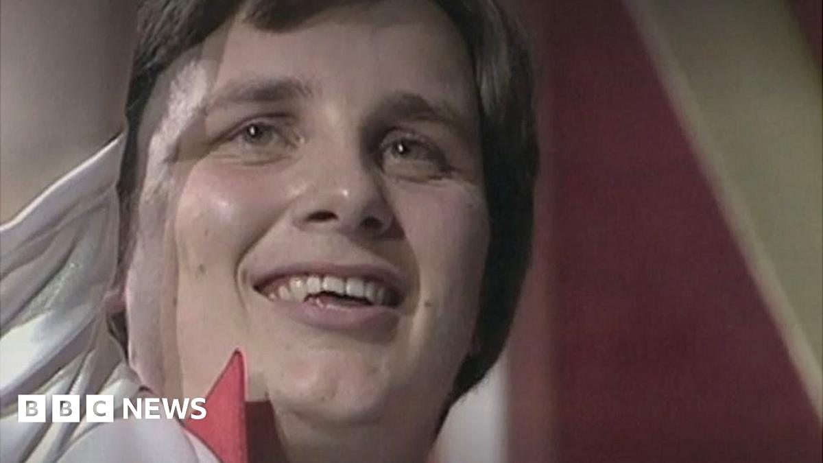 Ex-world darts champ Keith Deller appointed MBE in New Year Honours ...