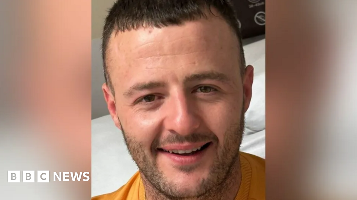 Man charged with murder over Greenock death - BBC News