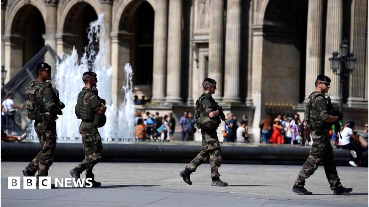 France charges woman arrested over foiled Paris attack - BBC News