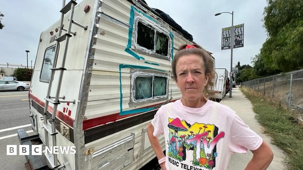Van life is far from glamorous on LA's streets - BBC News