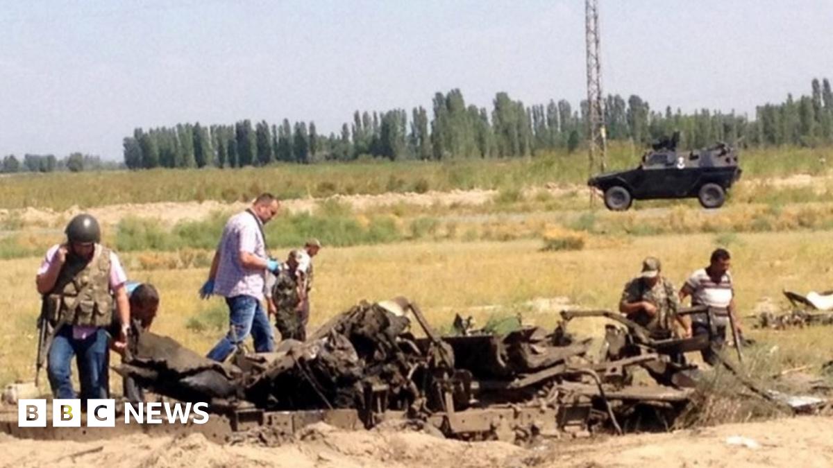 Turkey sends ground forces into Iraq after militant attacks - BBC News