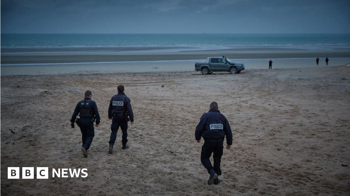 Channel deaths: Government orders inquiry into mass drowning - BBC News