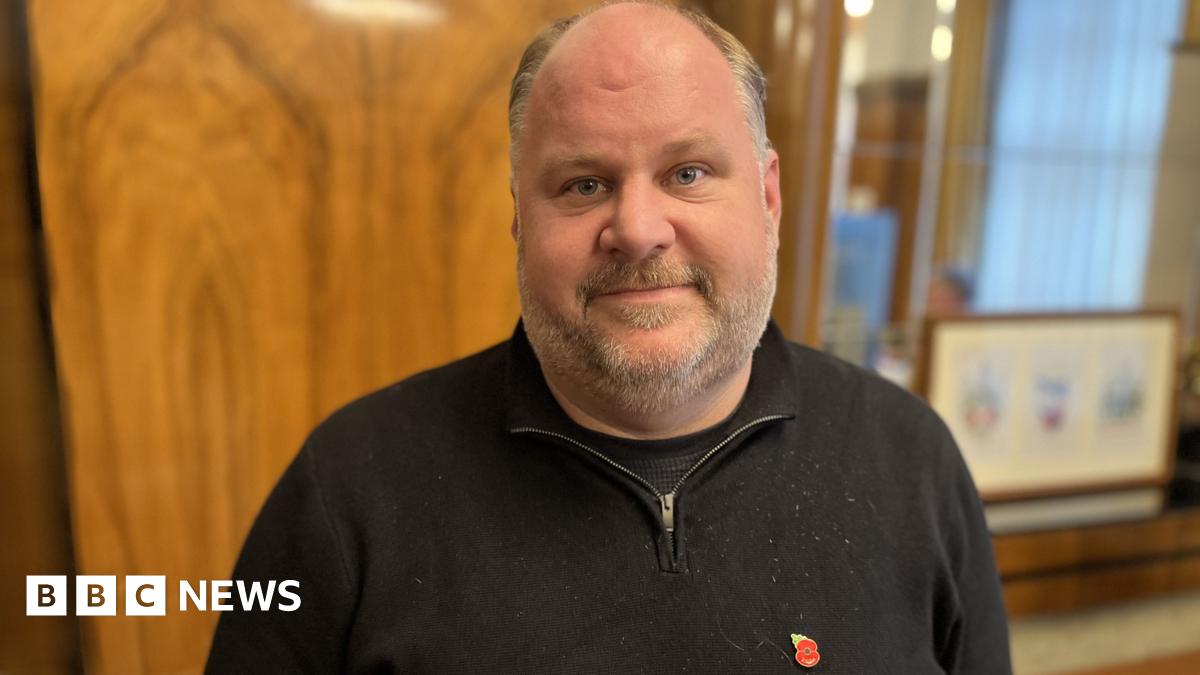 New Swindon plans not just 'glossy brochure', council says - BBC News