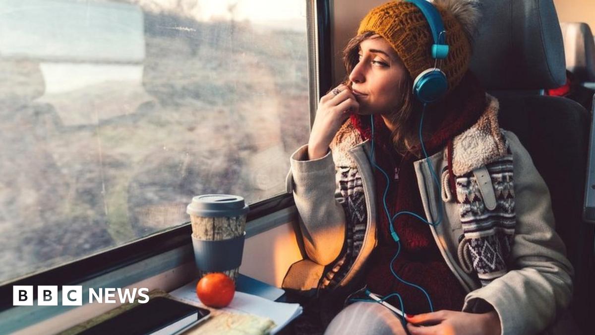 'Intimacy plus': Is that what makes podcasts so popular? - BBC News