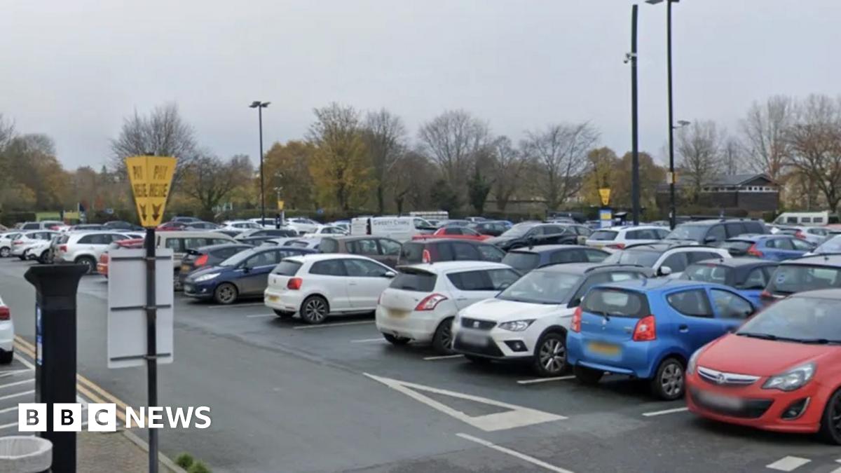 Shropshire Council hikes car parking charges - BBC News