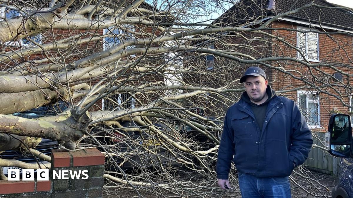 Disruption continues across Suffolk following Storm Henk - BBC News