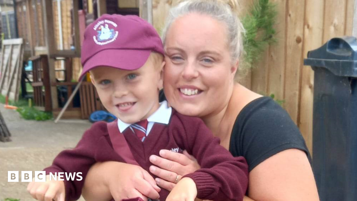 Mistley parents told school building will close over safety risks - BBC ...