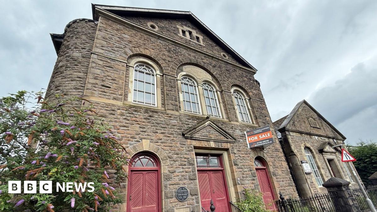 Bid to save Cwm Rhondda chapel raises enough money to buy it - BBC News