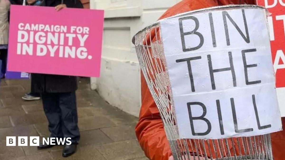 Proposed assisted dying bill faces key stage in House of Keys - BBC News