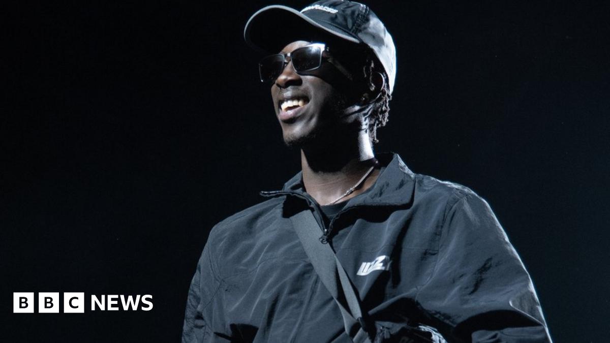 Unknown T: rapper is cleared over New Year stabbing - BBC News