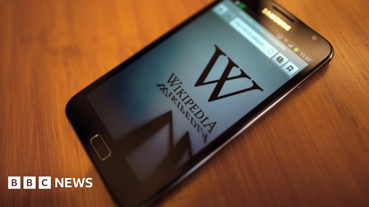 Wikipedia launches edit-checking artificial intelligence - BBC News