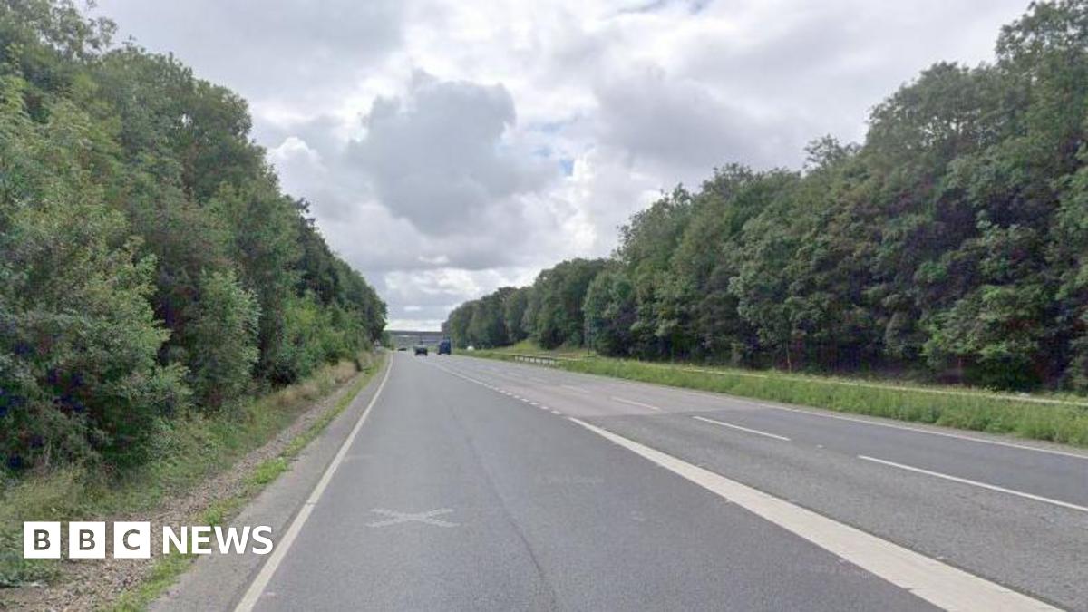 Man dies after crashing into A509 Milton Keynes central reservation ...