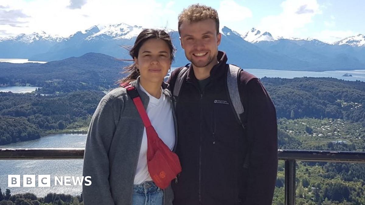 Couple's marriage dream at risk over visa rule change - BBC News