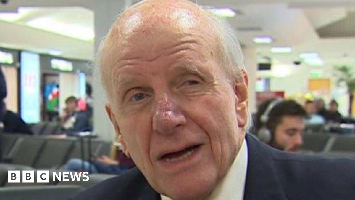 Cardiff-born businessman Lord David Rowe-Beddoe dies aged 85 - BBC News