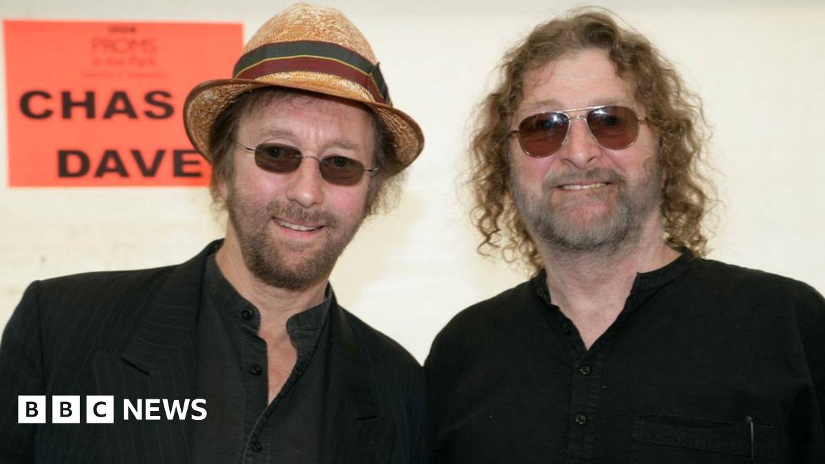 Chas and Dave: Dave Peacock pays tribute to bandmate - BBC News