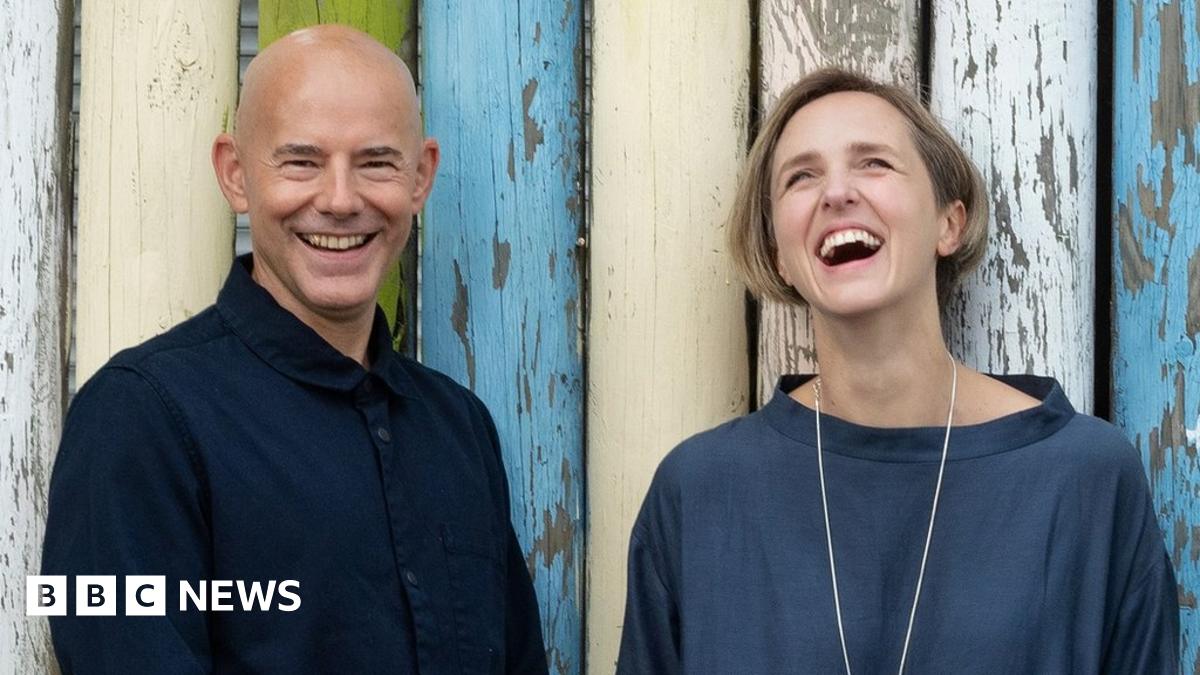 Royal Shakespeare Company appoints first female artistic director - BBC ...