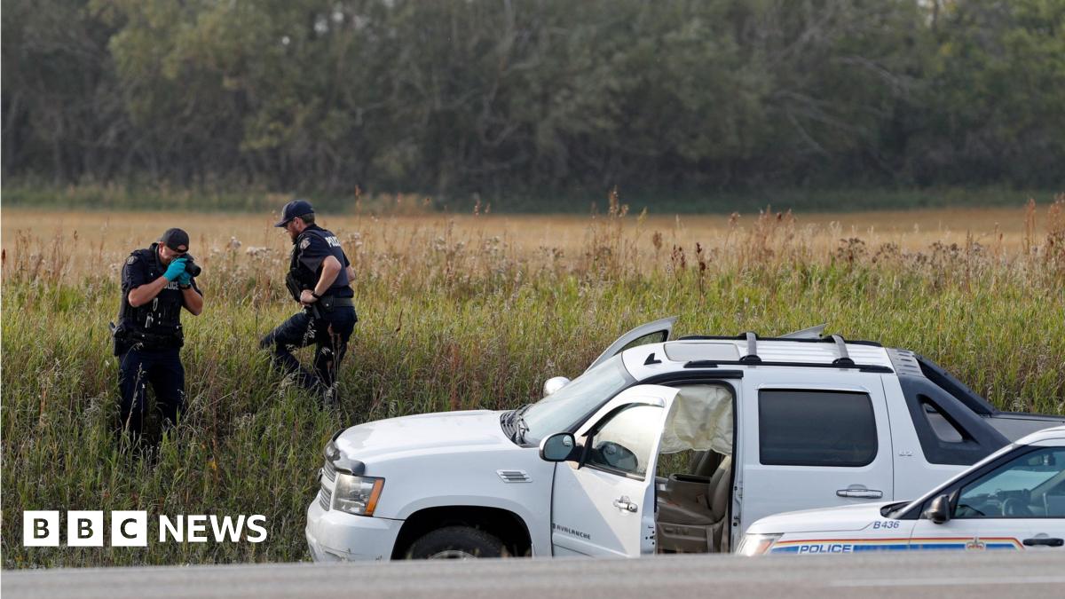 Canada mass stabbing: Suspect dead after arrest, police confirm - BBC News